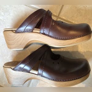 Dansko | Shoes | Dansko Clogs Sz 4 Euro Look Brand New With Box Quality ...
